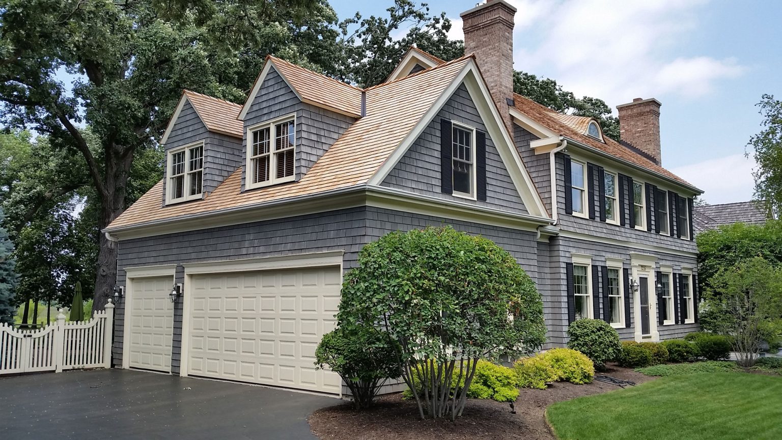 Western Red Cedar Shingles – Awbrey Butte Cedar